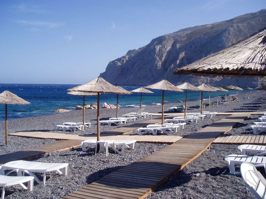 Stranda - Santorini, Hellas - Songies - Reiseguiden