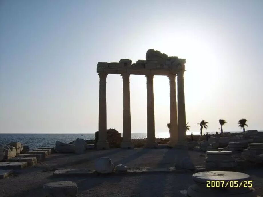 solnedgång i side, turkiet - Side, Antalyakysten, Tyrkia - Jennya ...